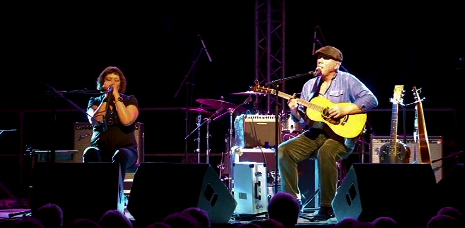 New Album Train’s a Coming – Rag Mama Rag